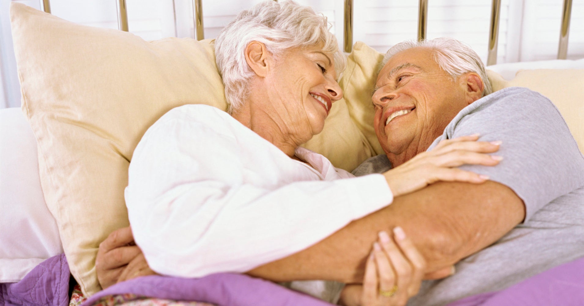 Regardless Of Age Older People Dont Retire From Having Sex Huffpost
