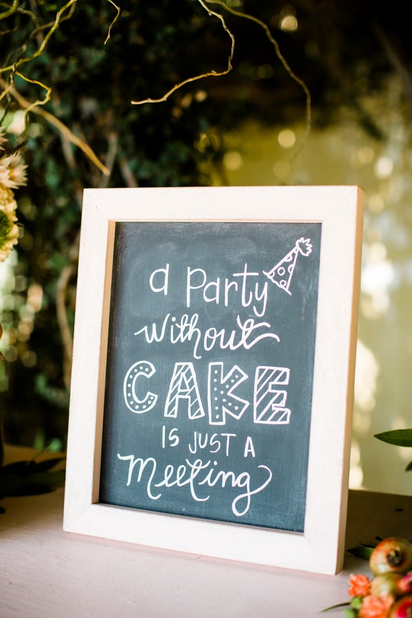 20 Cute And Clever Wedding Signs That Add A Little Somethin' To The ...