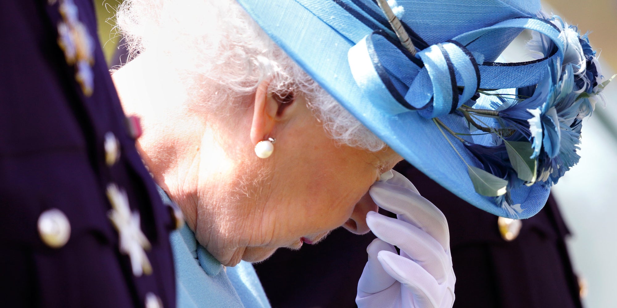 Queen Elizabeth II Rarely Cries, But Just Shed A Tear For Fallen ...