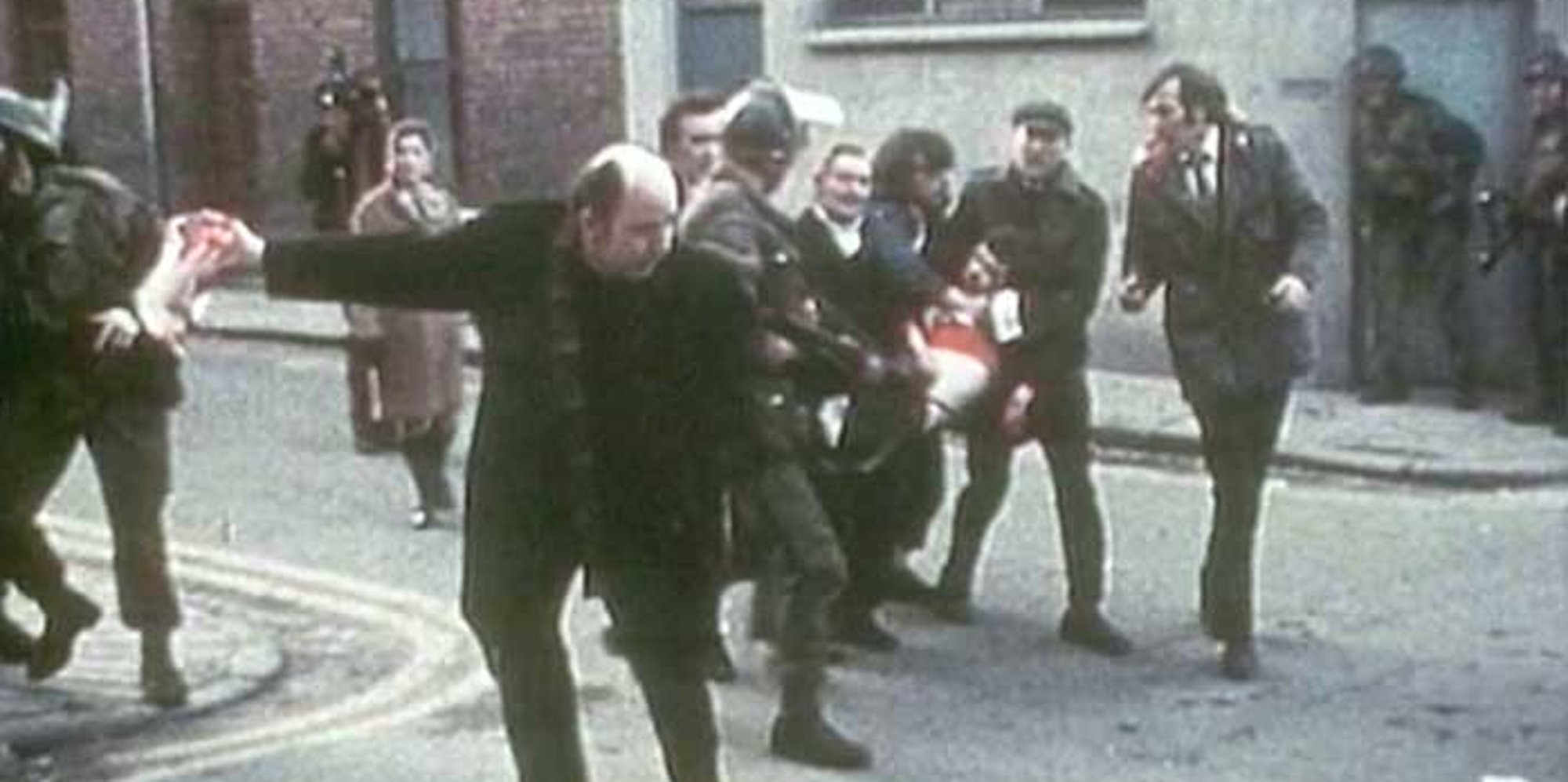 Dr Edward Daly, Former Bishop of Derry In Iconic Bloody Sunday Photo ...