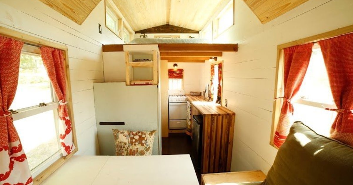 130-Square-Foot Tiny House Proves Size Does NOT Matter When It Comes To ...