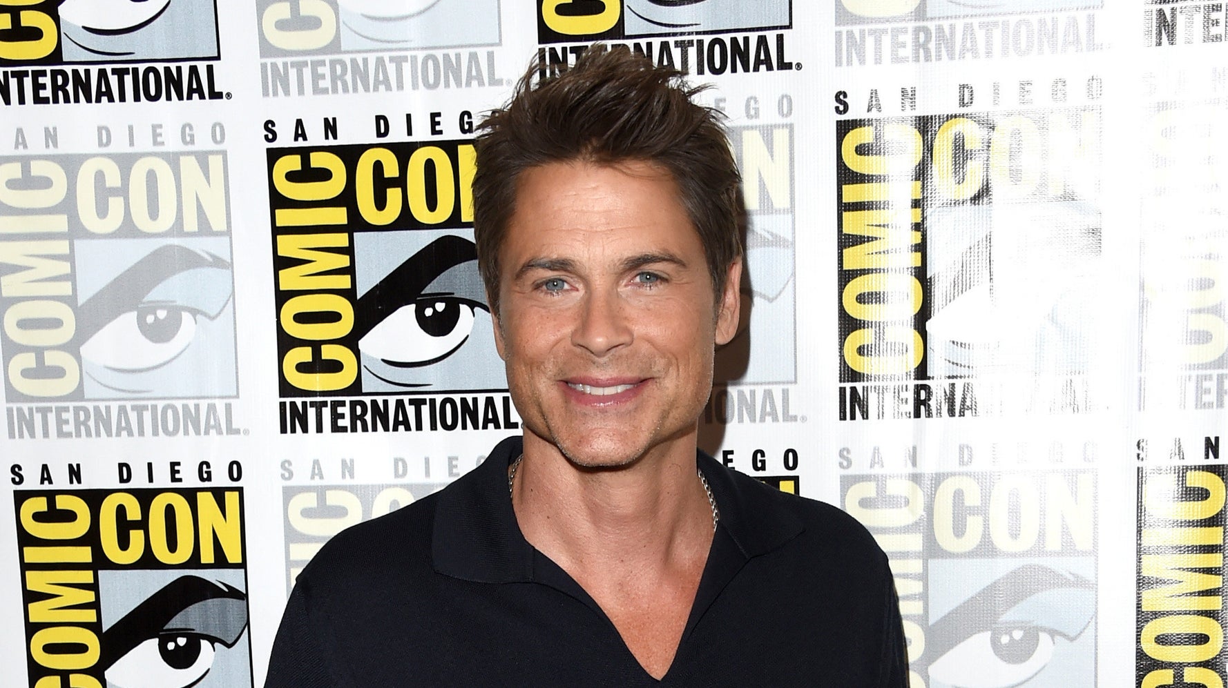 Rob Lowe Lip Syncs To 'Sound Of Music' In Hilarious Twitter Video ...