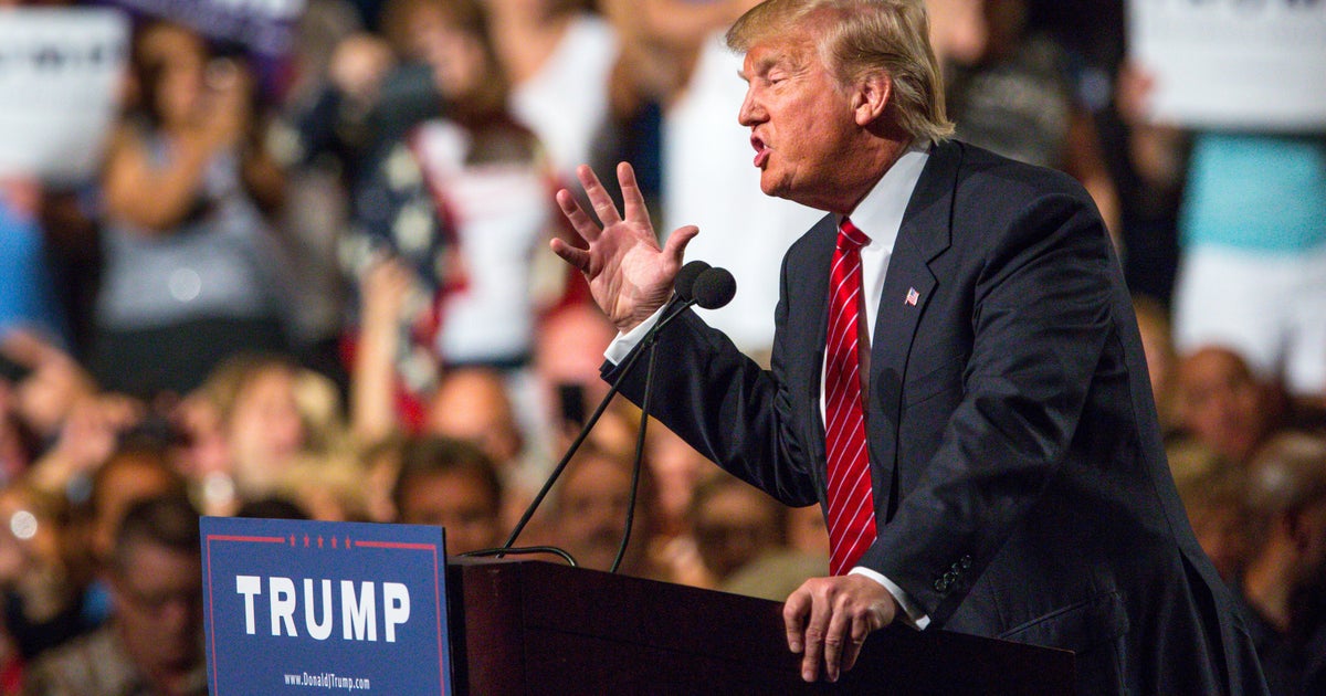 Donald Trump Exaggerates Crowd Size At Phoenix Rally | HuffPost Latest News