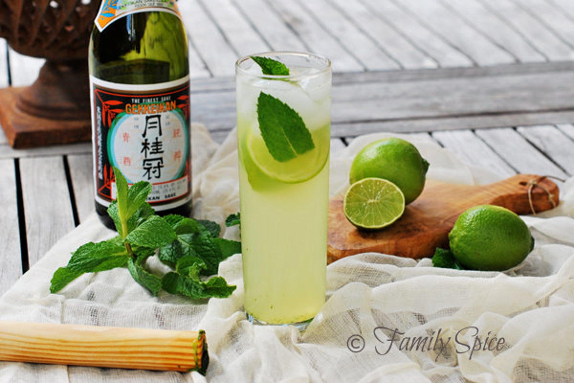 Sake Cocktail Recipes That Will Instantly Brighten Your Summer ...