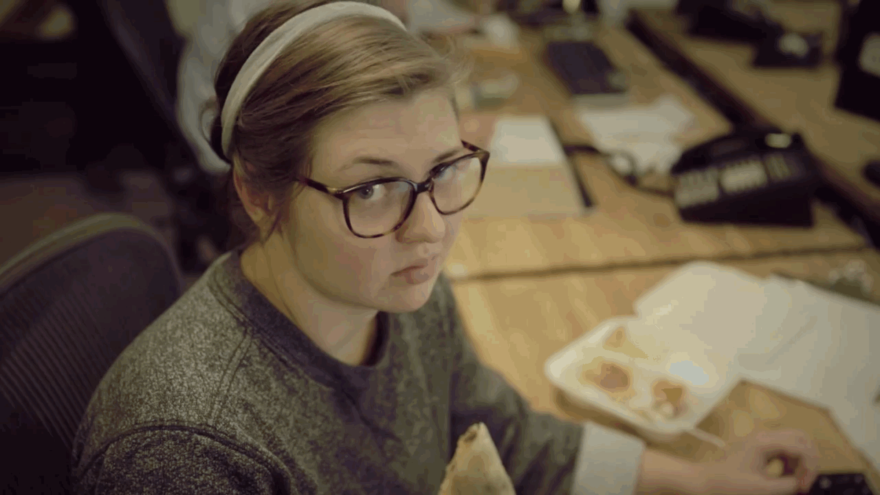You Should Never Eat Lunch At Your Desk, As This Sad Video Reminds Us ...