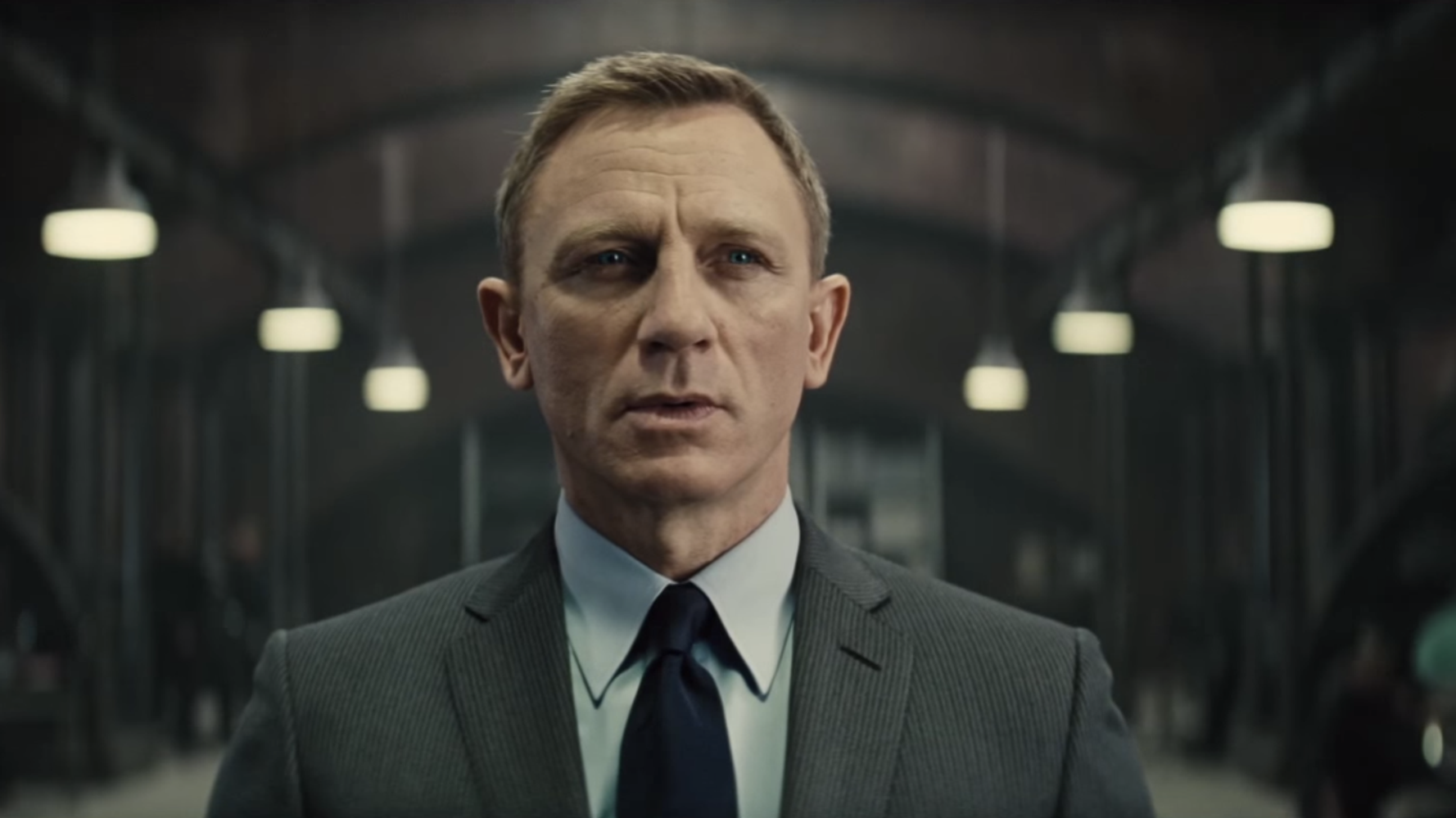 Bond Is On A Rogue Mission In New 'Spectre' Film | HuffPost