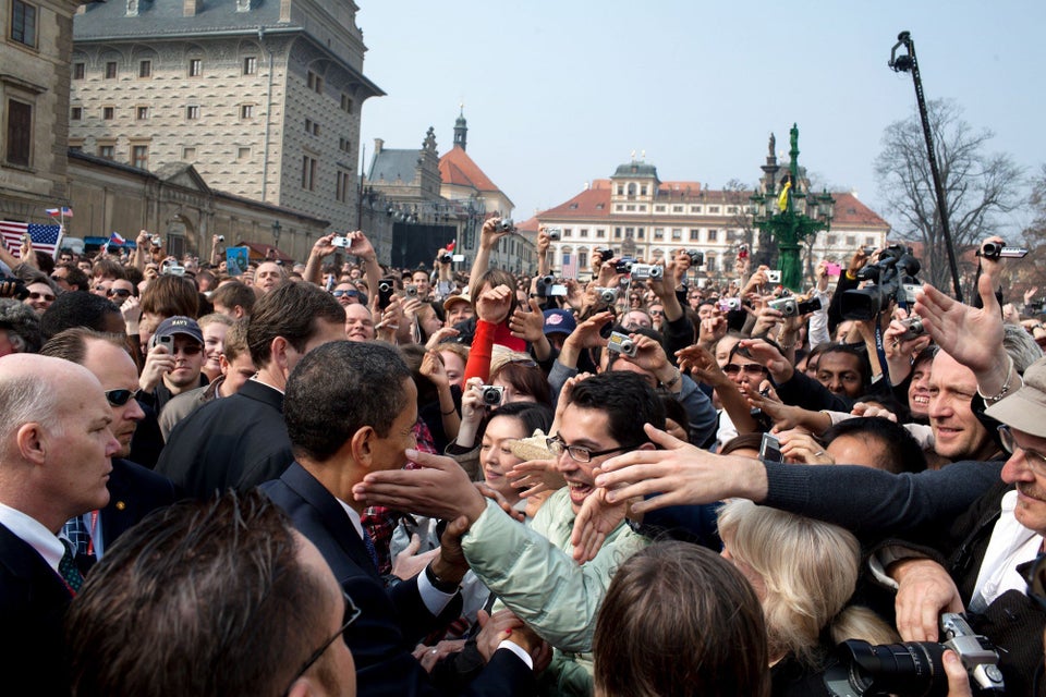 Here Are Some Of The Best Photos From Obama's Travels Around The World ...