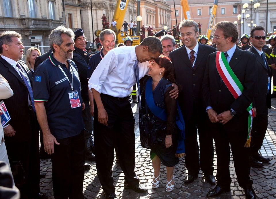 Here Are Some Of The Best Photos From Obama's Travels Around The World ...