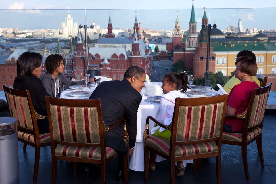 Here Are Some Of The Best Photos From Obama's Travels Around The World ...