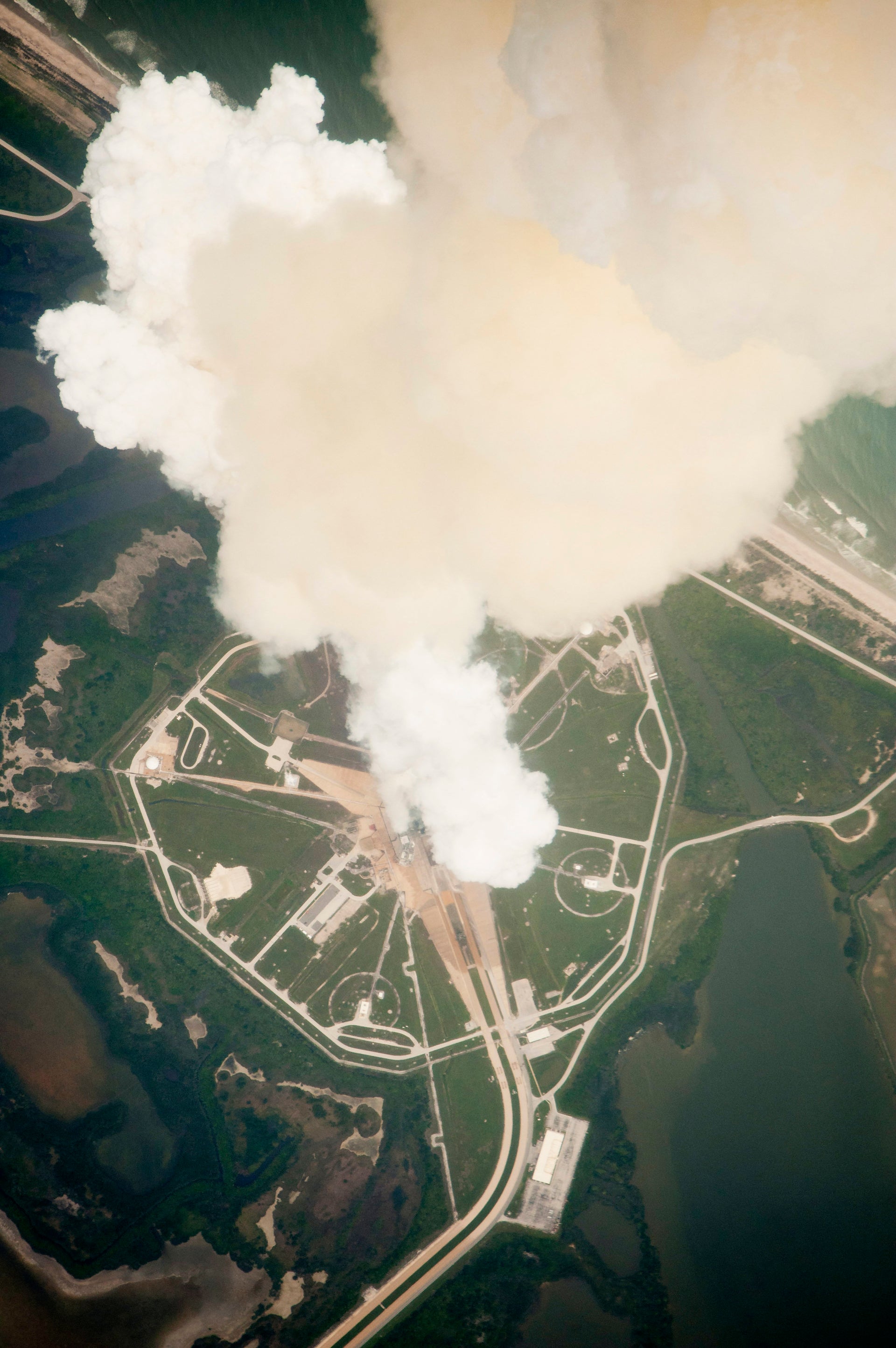 19 Amazing Photos Spotlight NASA On Its Big Day | HuffPost Impact