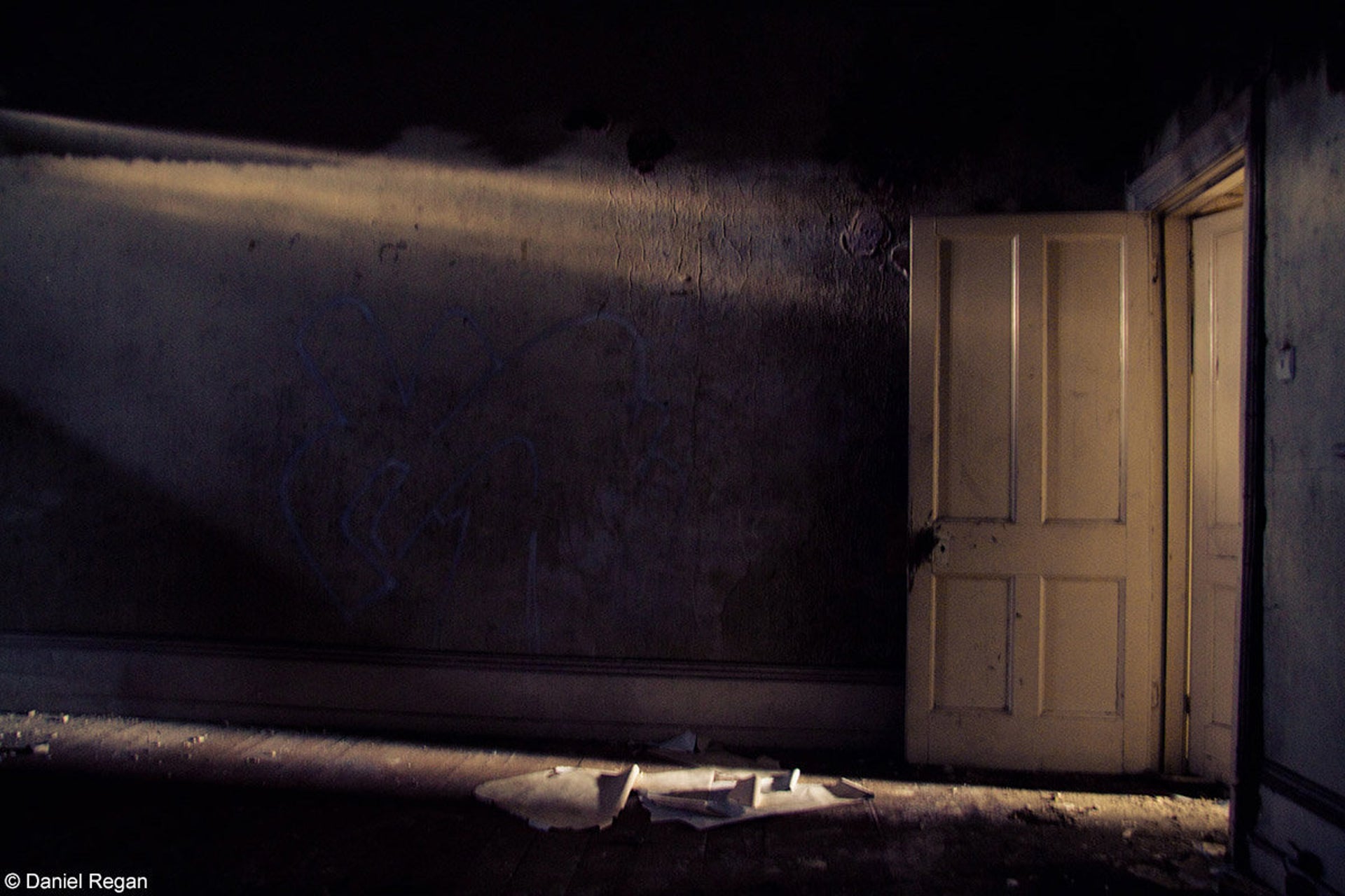 Creepy Photos Of Abandoned Insane Asylums Will Keep You Up At Night ...