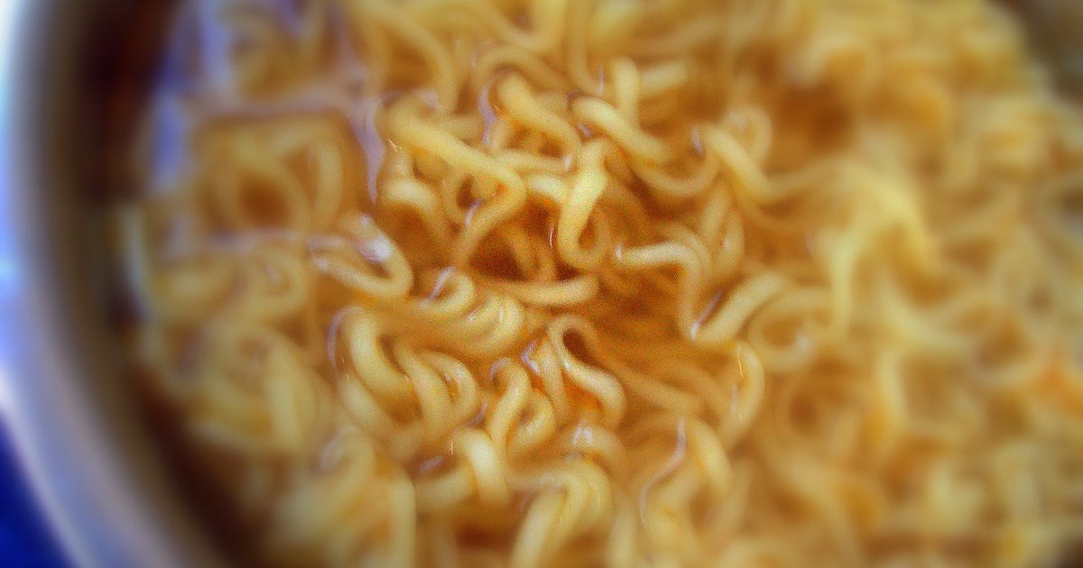 Instant Pot Noodle Vending Machine Is A Drunken Dream Come True ...