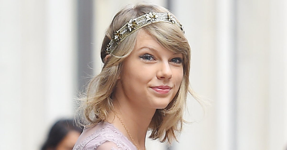Taylor Swift Sends Love To A Fan After Emotional Tumblr Post | HuffPost ...