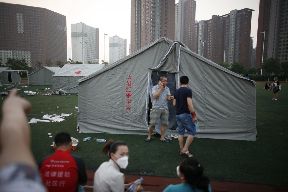Photos Show Wreckage Of Tianjin After Deadly Explosions | HuffPost The ...