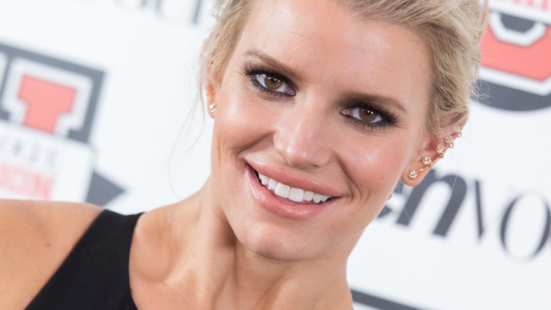 5 Celebrities With Disgusting Habits | HuffPost Weird News