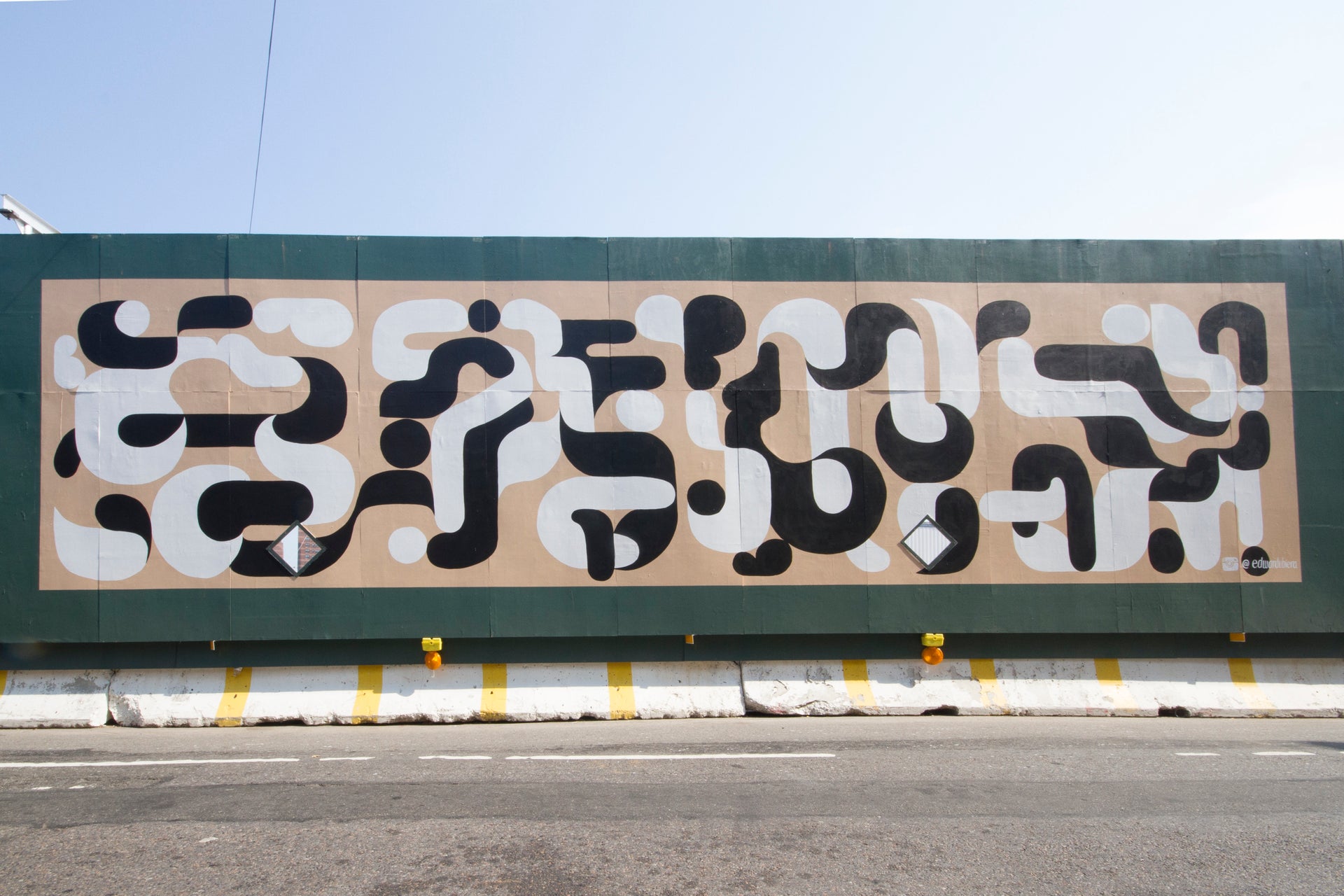 10 Murals Transform A Brooklyn Neighborhood Into A Public Art Haven ...