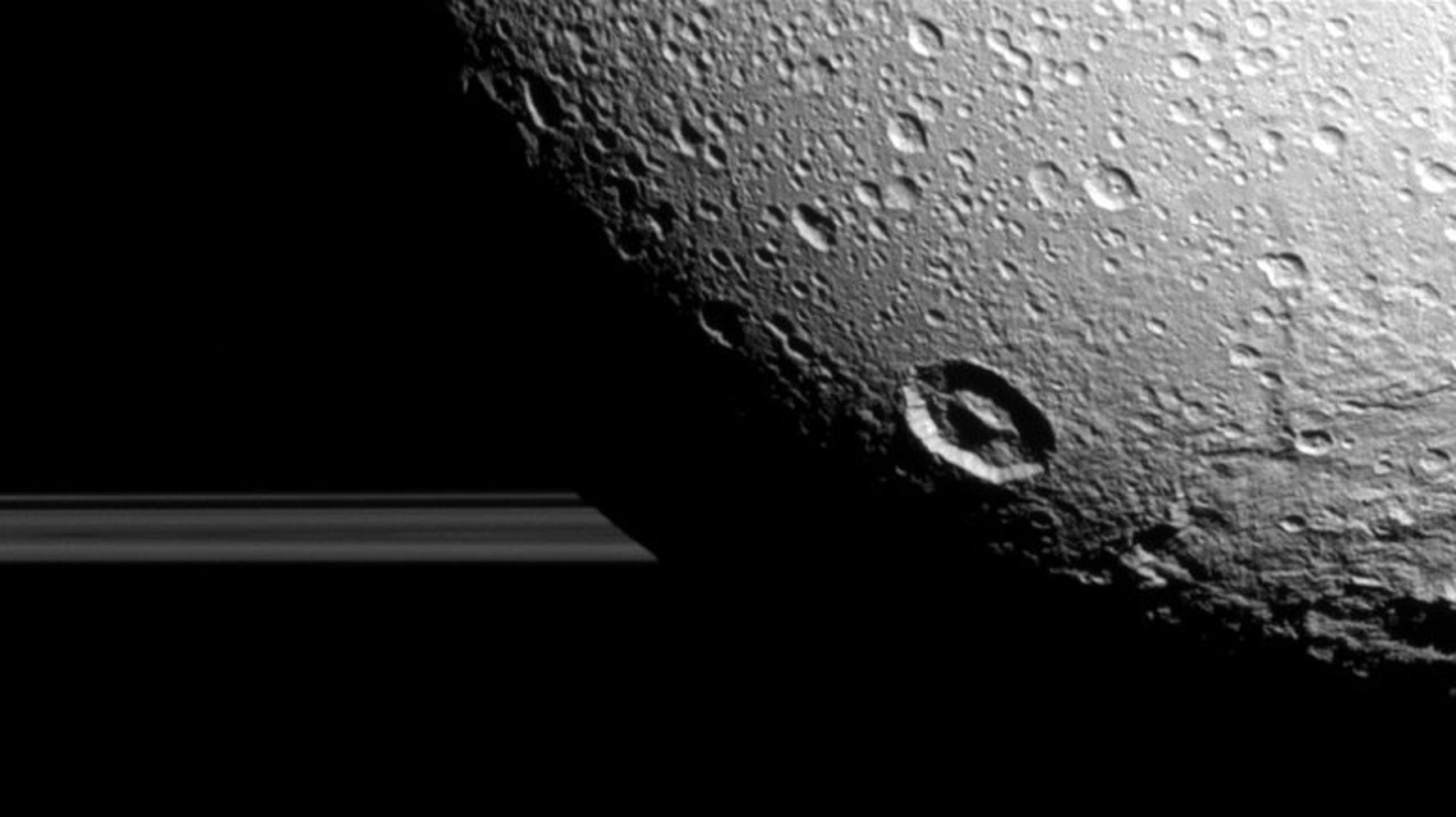 See Stunning New Images Of Dione, One Of Saturn's Moons | HuffPost