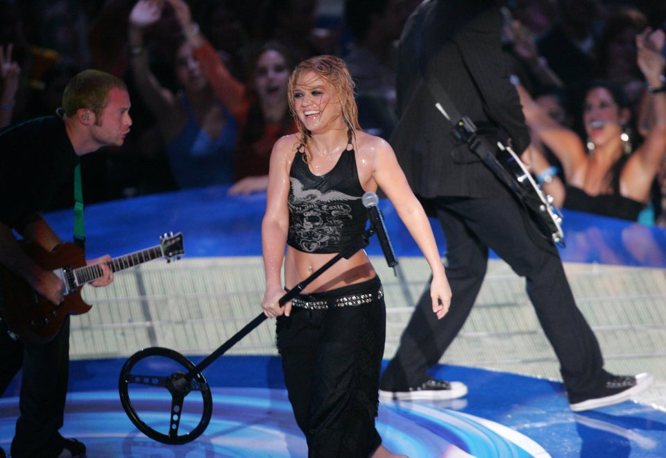 Here's What The MTV VMAs Looked Like In 2005 | HuffPost Entertainment