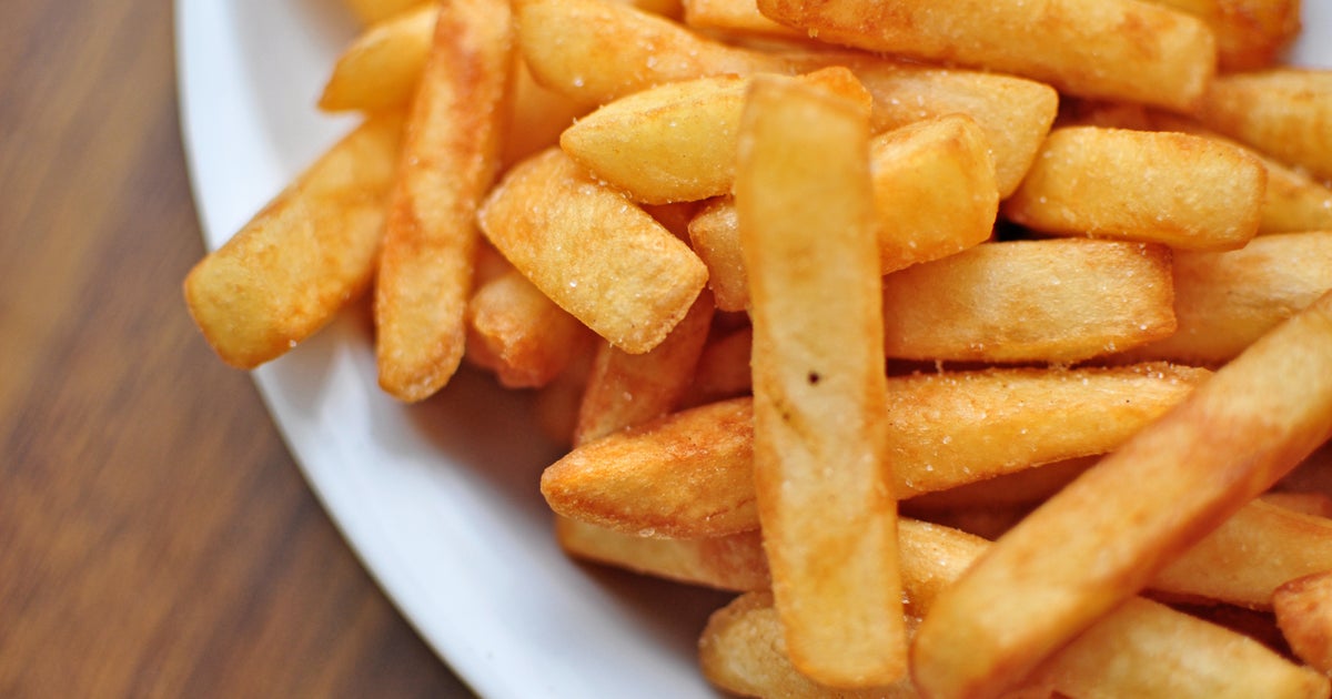 Delicious Fries From Around The World Make Us Wanna Stuff Our Faces ...
