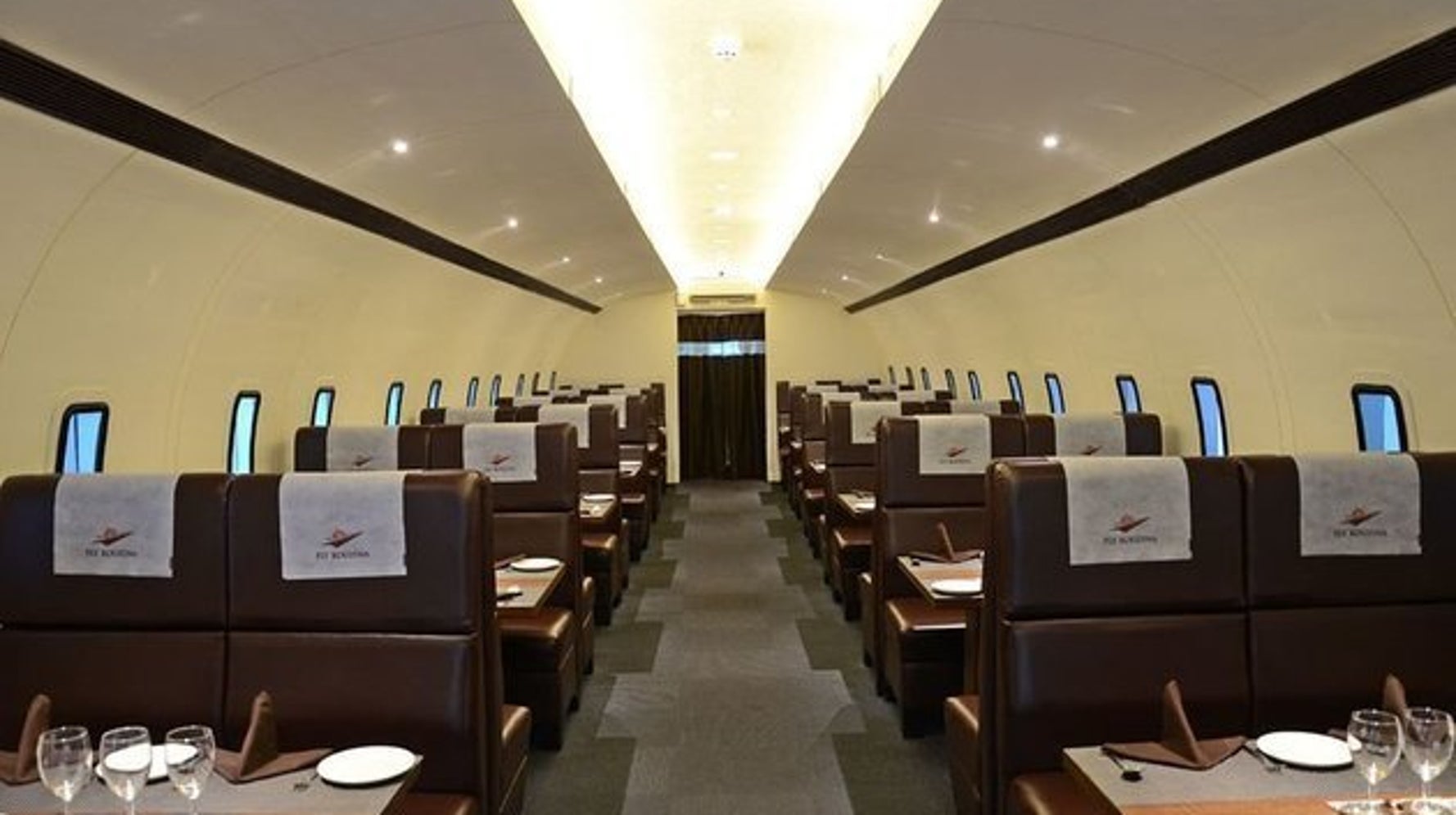 Airplane-Themed Restaurant Quite Literally Looks Like First Class ...