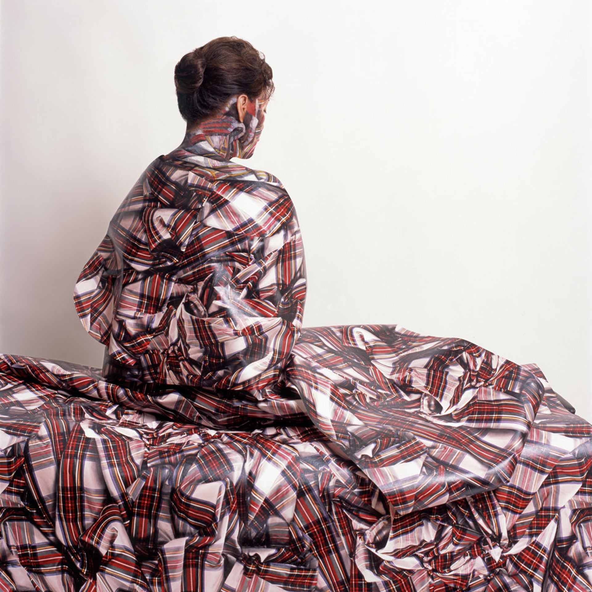 Stunning Camouflage Artist Turns The Human Body Into A Canvas ...