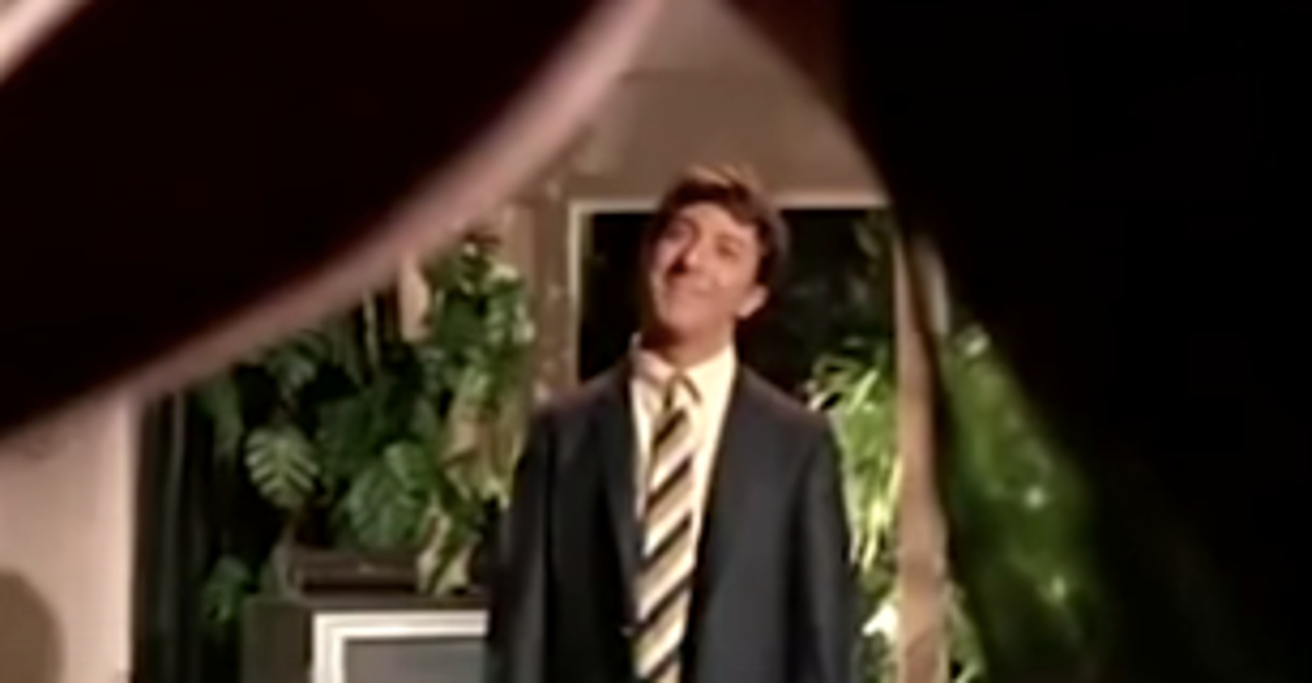 You Cant Resist This Supercut Of Female Seduction In Film Huffpost