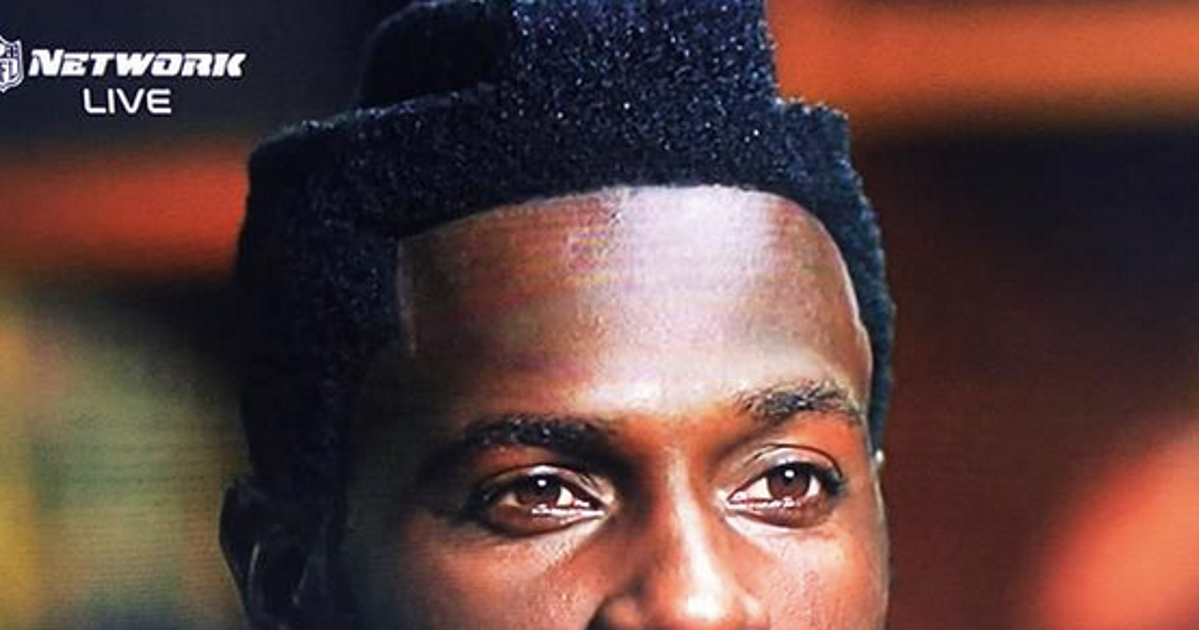 Help Us Figure Out What Antonio Brown’s New Haircut Looks Like ... Help Us Figure Out What Antonio Brown’s New Haircut Looks Like ...