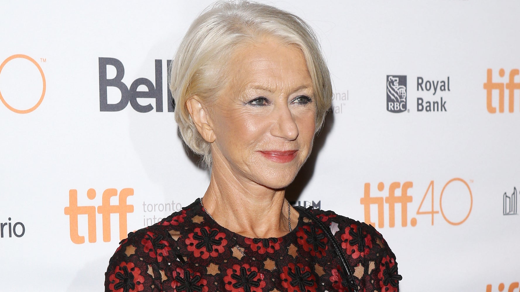 Helen Mirren Doesn't Like Men Putting Their Arms Around Women ...