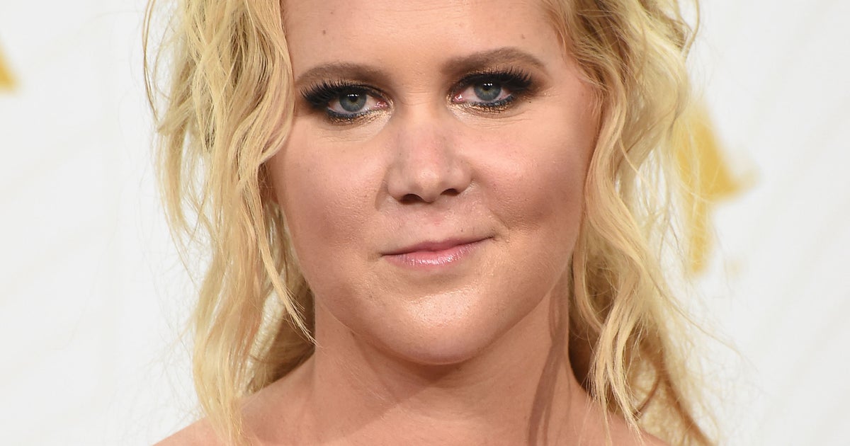 Amy Schumer Scores Huge Book Deal | HuffPost Entertainment