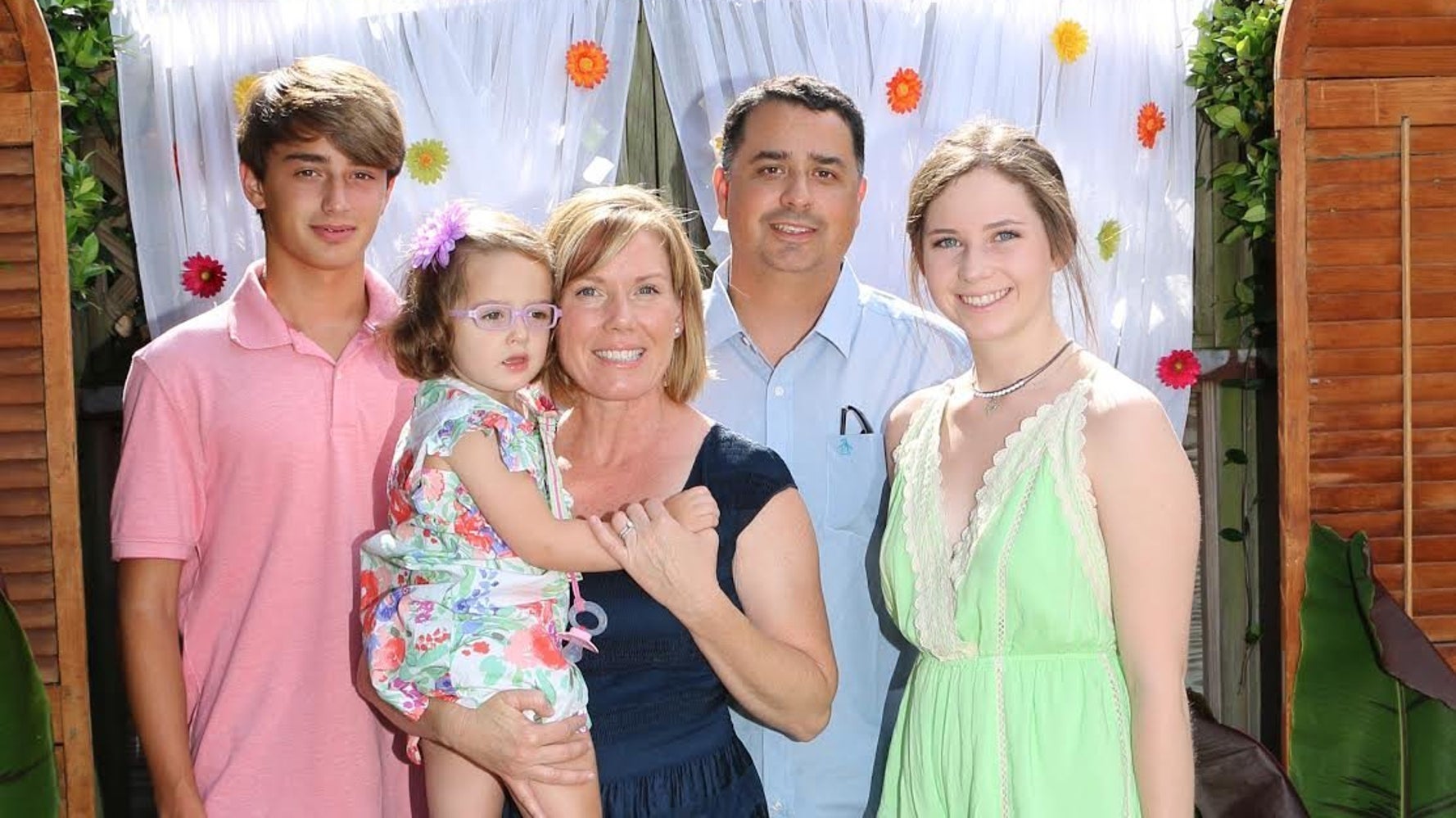 Stepparents Can Learn A Lot From This Blended Family's Positive Outlook ...