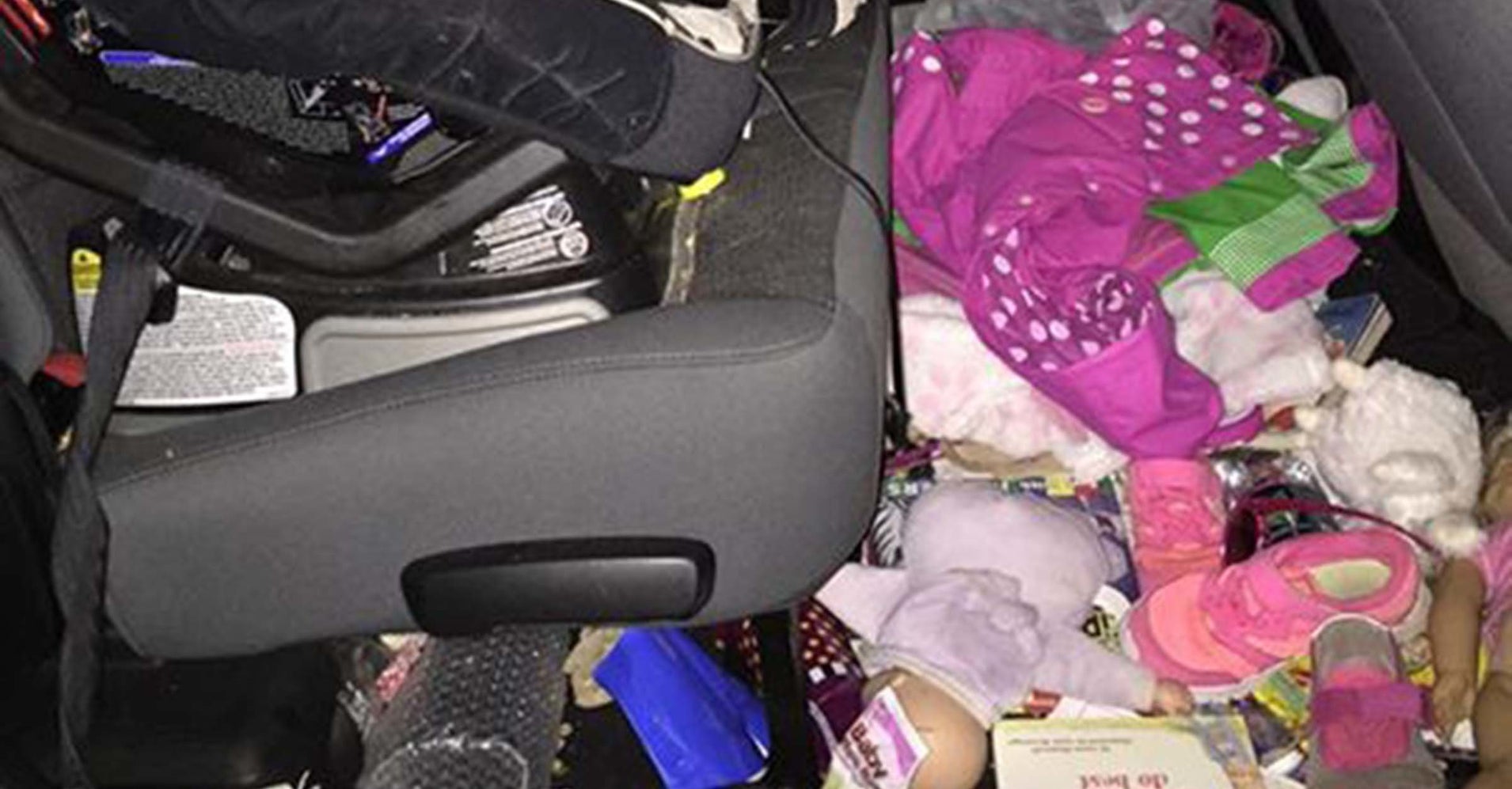 10 Messy Car Backseats That Could Only Belong To Parents | HuffPost
