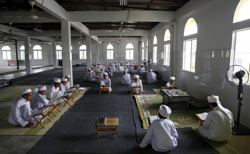 Striking Photos Show What Classrooms Around The World Look Like ...