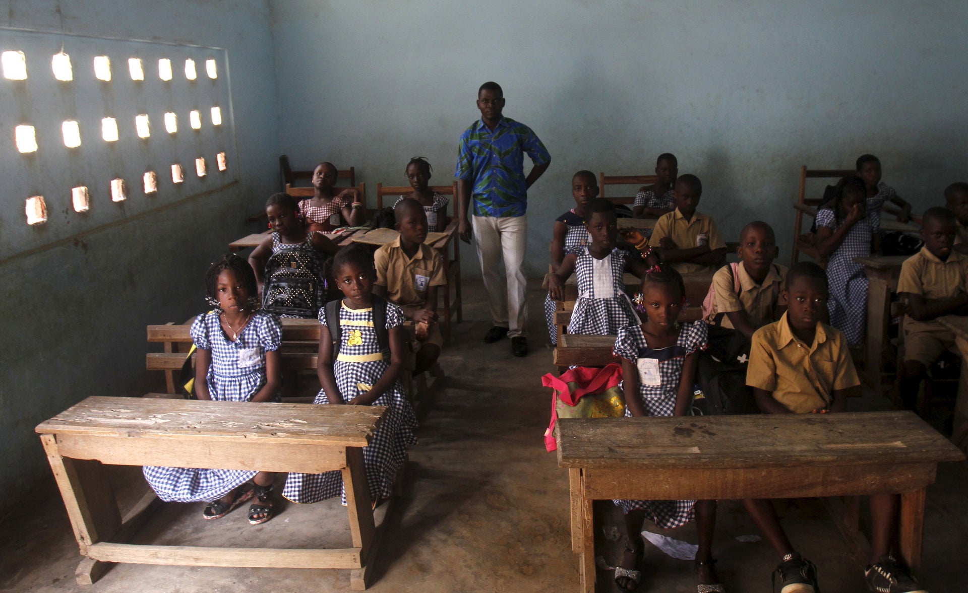 Striking Photos Show What Classrooms Around The World Look Like ...