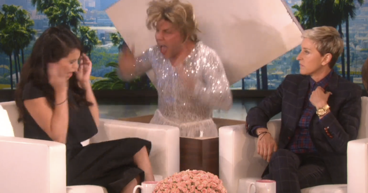 Watch Ellen DeGeneres Scare The Bejeezus Out Of Selena Gomez ... Twice ...