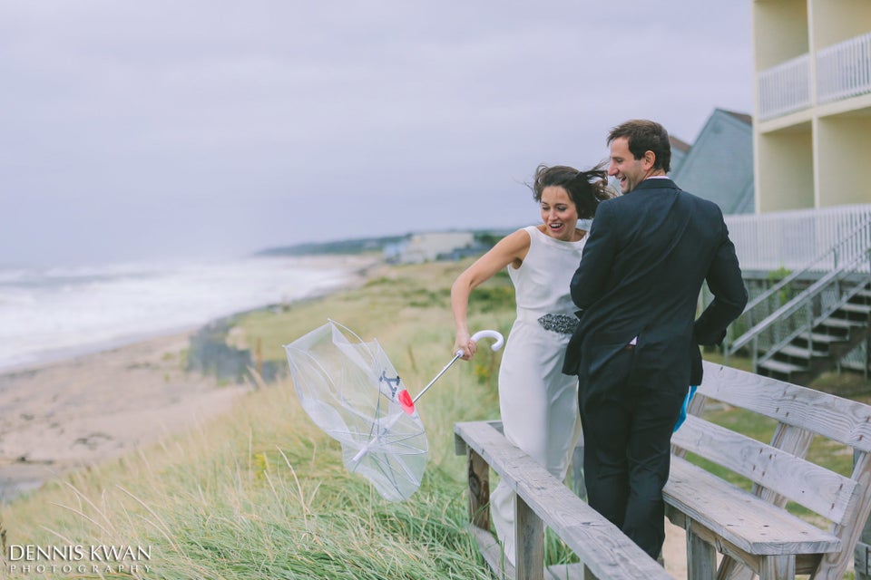 25 Couples Who Made The Most Of Some Bad Wedding Day Weather | HuffPost ...