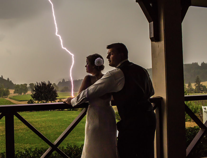 25 Couples Who Made The Most Of Some Bad Wedding Day Weather | HuffPost ...