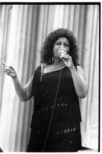 29 Gorgeous Celia Cruz Photos To Remember The 'Queen Of Salsa ...