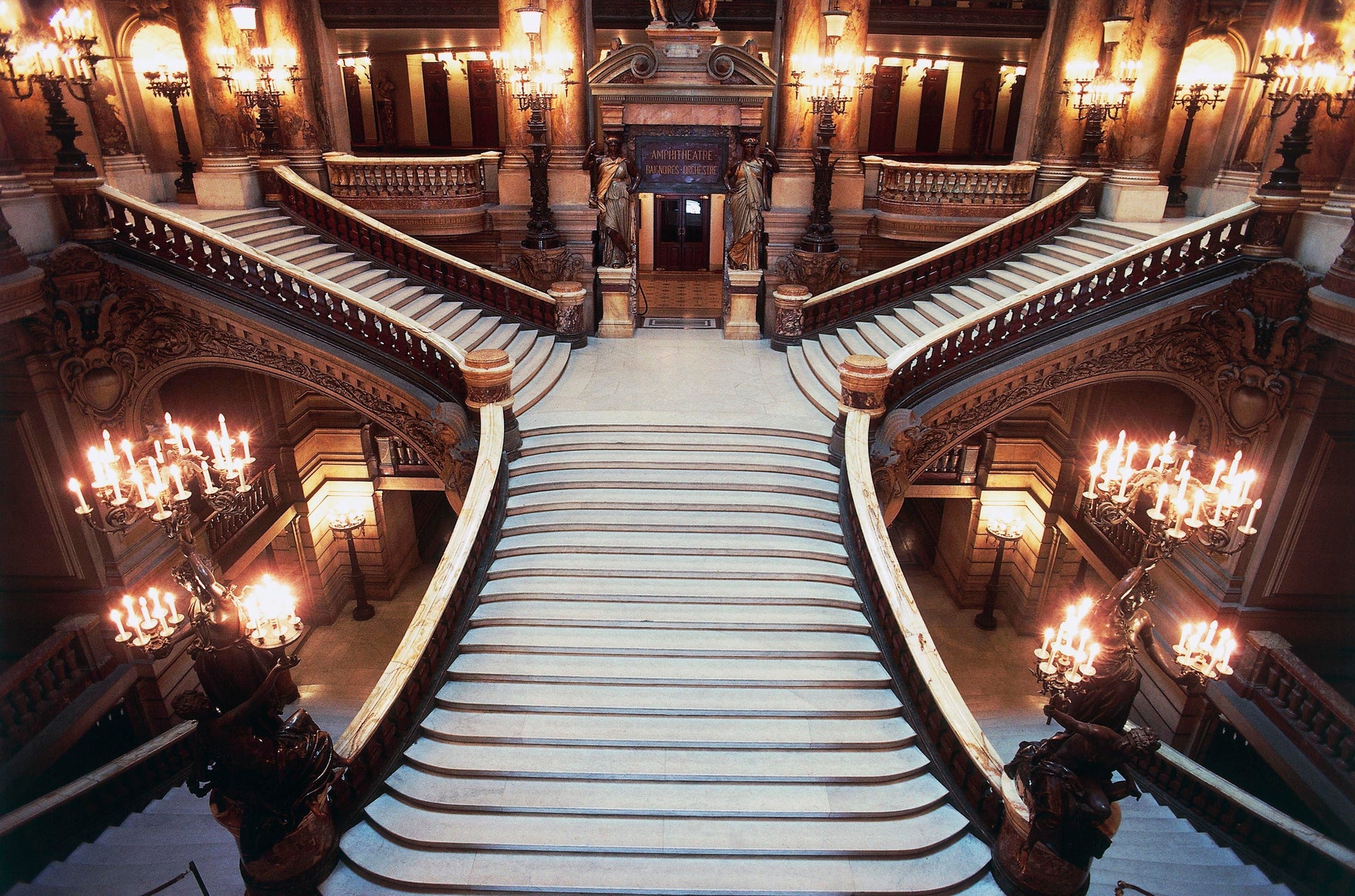 25 Of The Most Beautiful Staircases That Have Ever Existed | HuffPost Life