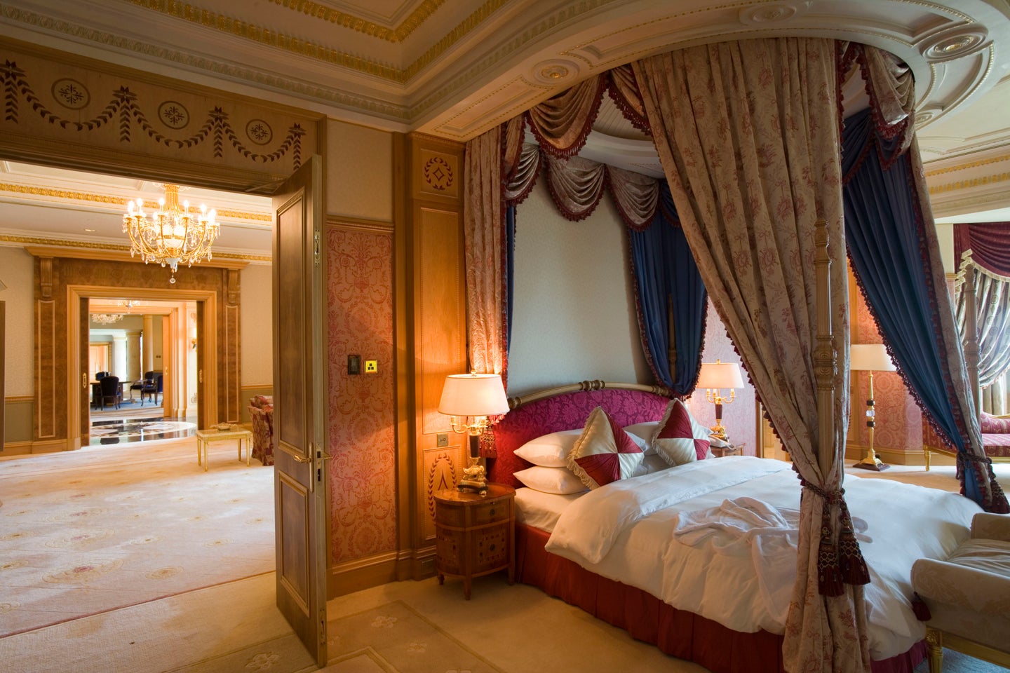 You're Right, Hotel Sex IS Better Than Regular Sex. Here's Why ...
