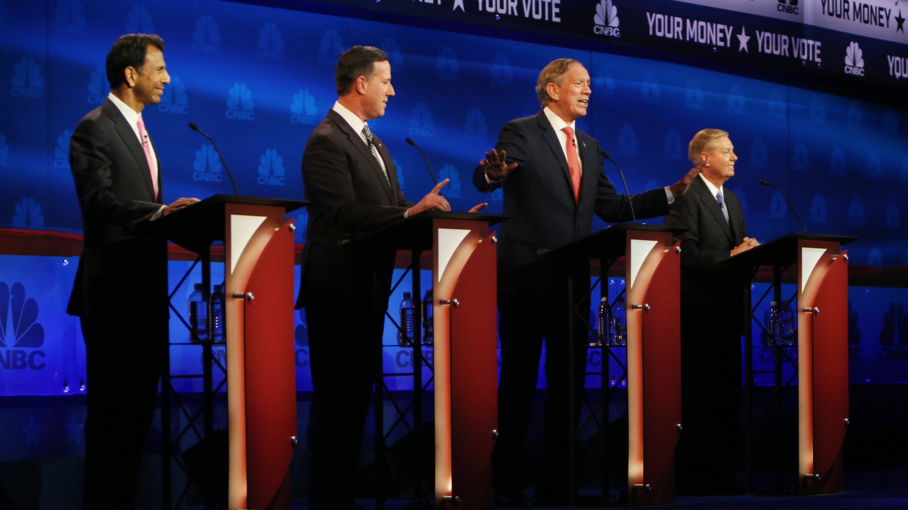 Check Out The Scene From The CNBC Republican Debate | HuffPost Latest News