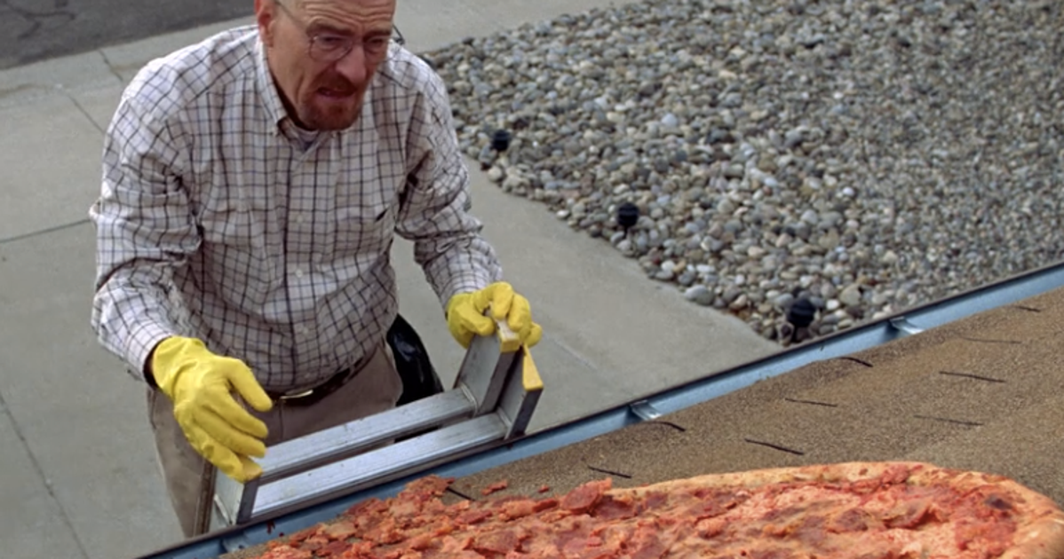 'Breaking Bad' Fans Still Tossing Pizzas On Walter White's Roof ...