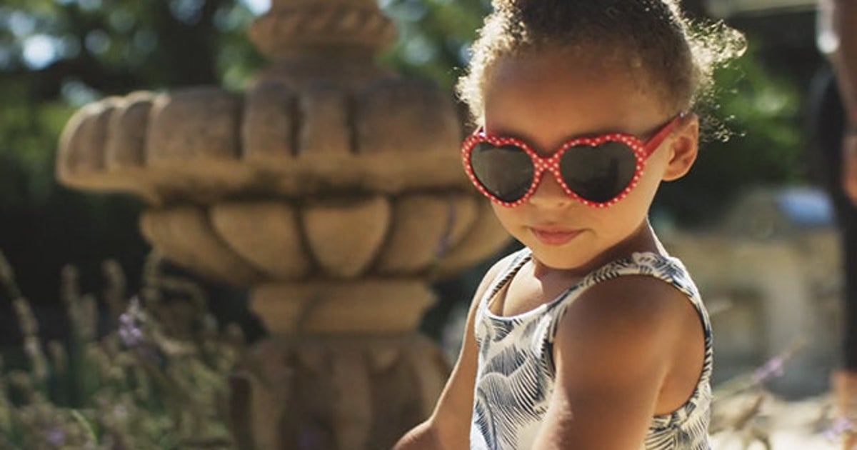 Riley Curry Lands First Modeling Gig, Making Moccasins Even Cuter ...