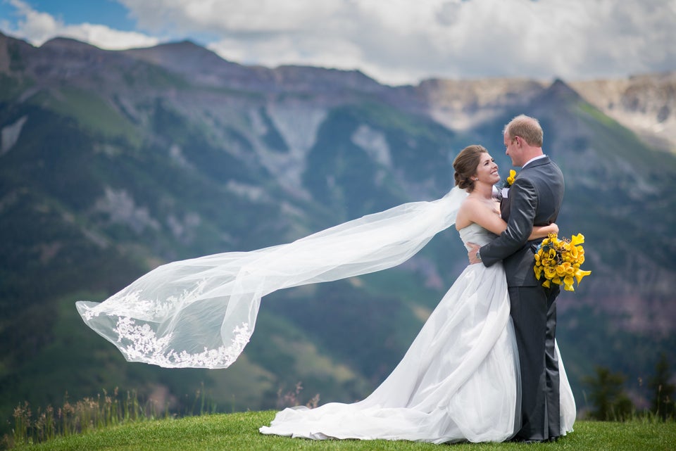 34 Scenic Wedding Photos That Are Truly Spectacular | HuffPost Life