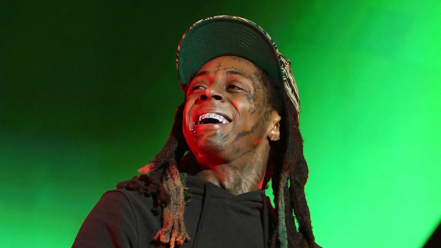 Lil Wayne Tour Bus Shooter Receives 20 Year Sentence Huffpost Voices