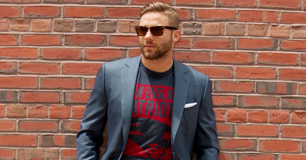 How To Dress Like An NFL Superfan And Still Look Good | HuffPost Life