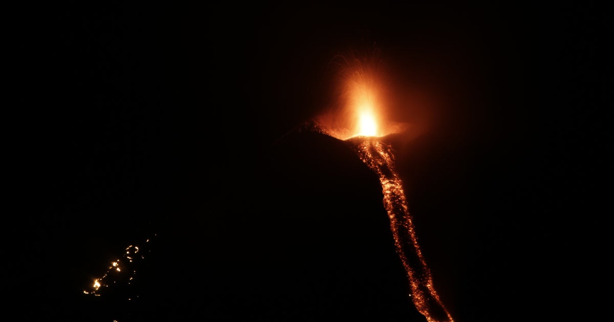 Nicaraguan Volcano Erupts For The First Time In 110 Years Huffpost