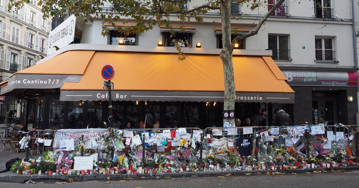 Paris Cafe Reopens 3 Weeks After Terror Attacks | HuffPost The WorldPost