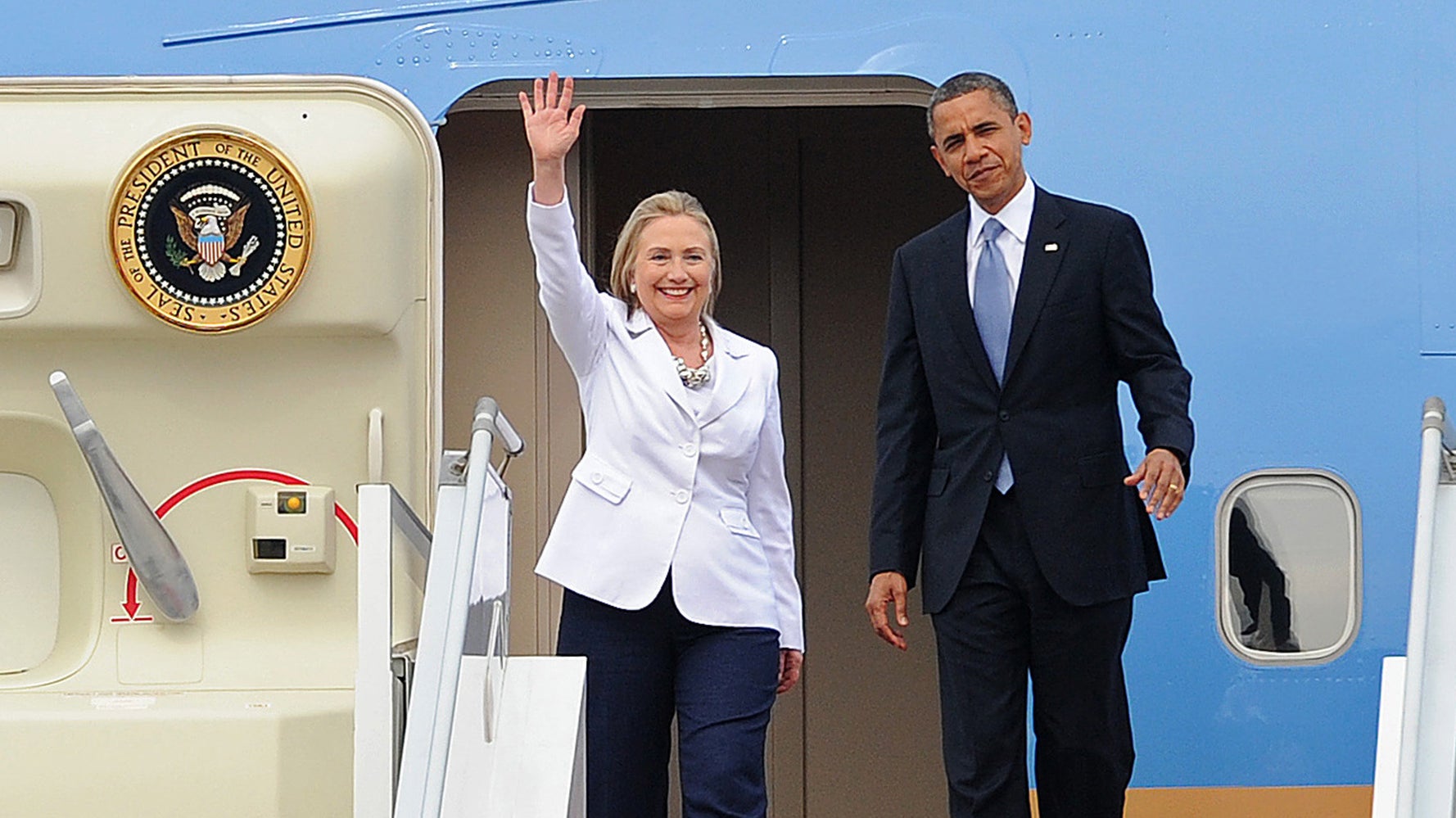 President Obama And Hillary Clinton Met For Lunch At The White House ...