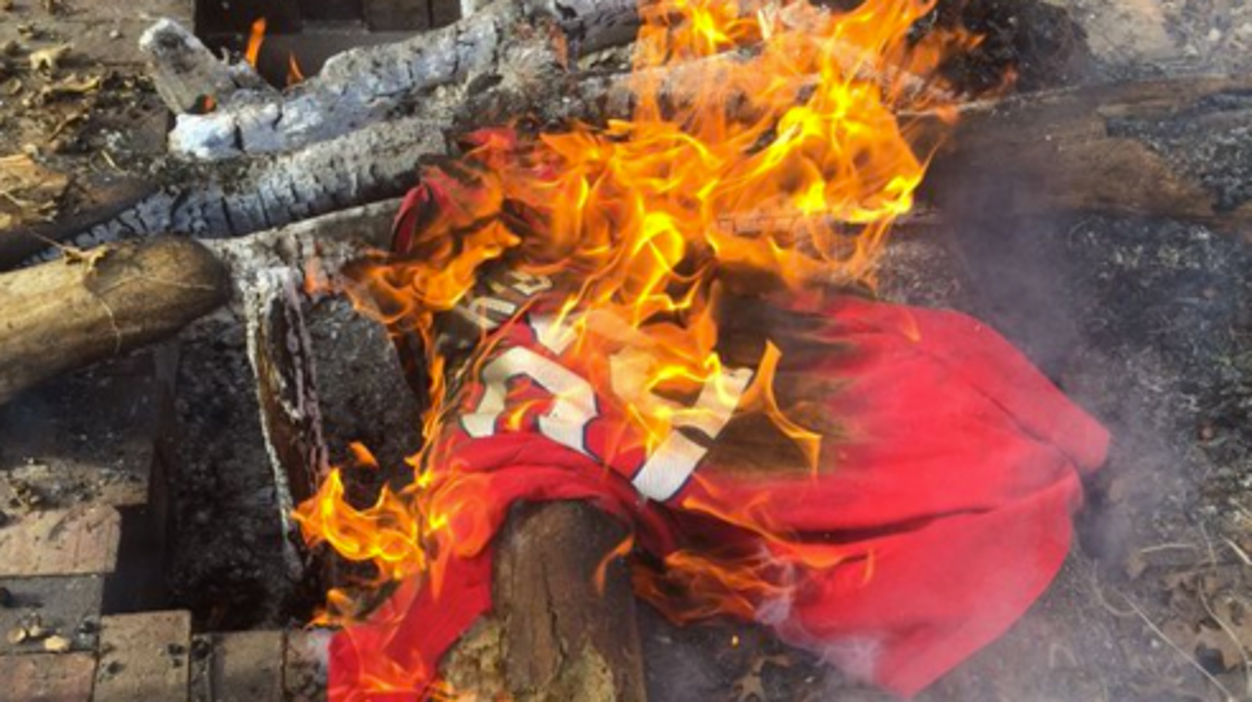 A Salty Cardinals Fan Burned Jason Heyward's Jersey | HuffPost Sports