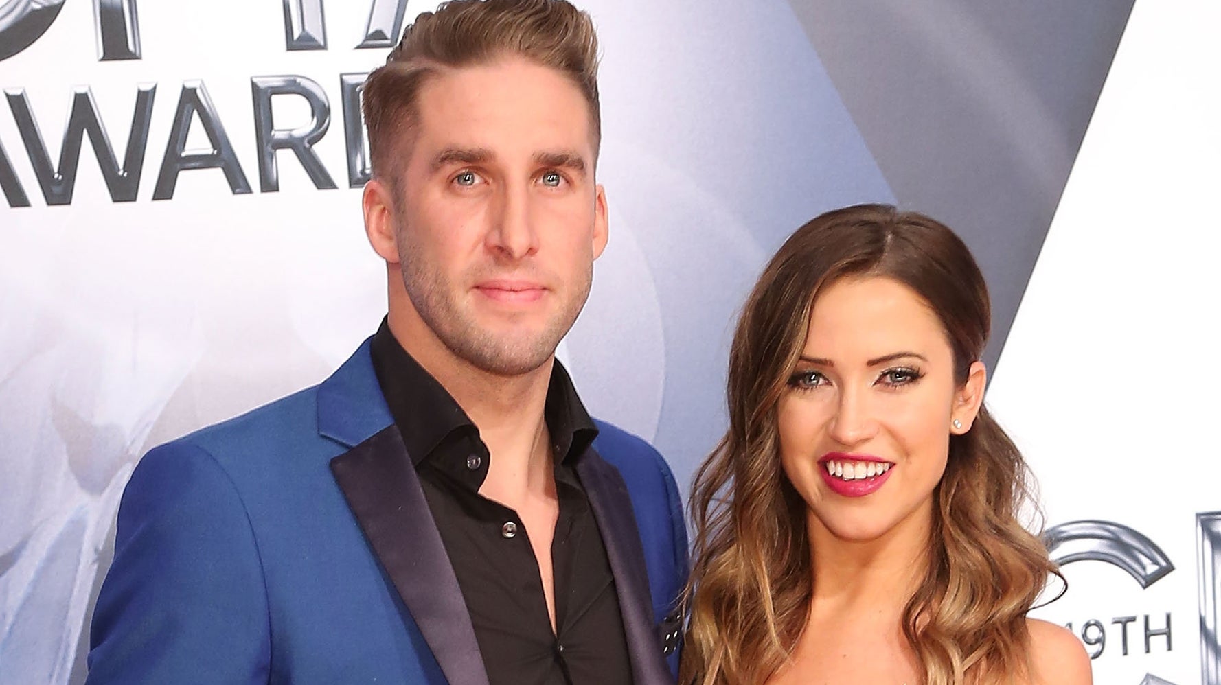 'Bachelorette' Kaitlyn Bristowe And Fiancé Shawn Booth Share Engagement ...